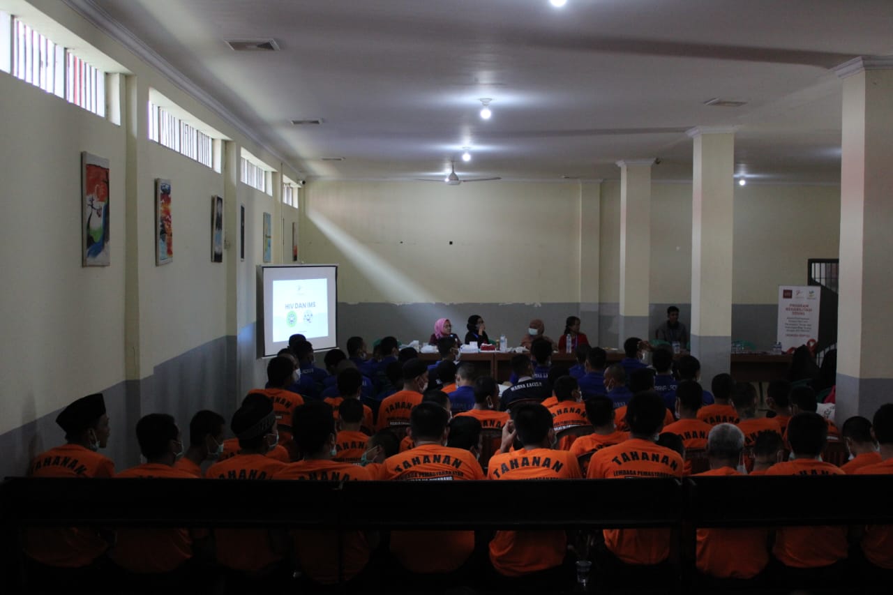 Peringati Hari HIV Sedunia Lapas Kelas IIA Cikarang Gandeng Yayasan ...